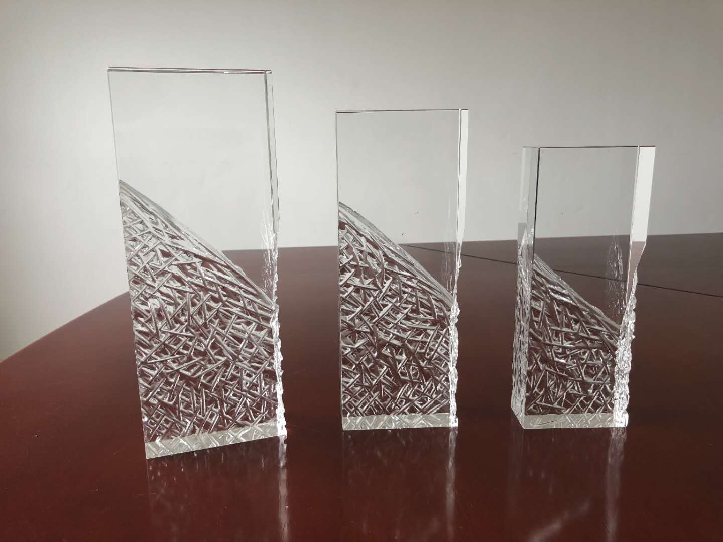 Crystal Tombstone Award – crystalbusinessgifts